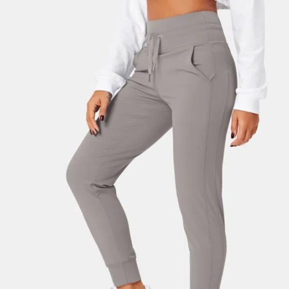 HALARA | Pants & Jumpsuits | Nwt Halara Joggers Size Medium | Poshmark